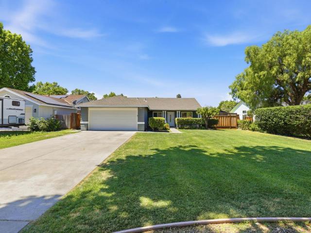2060 Evelyns Drive