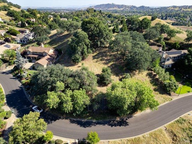 2060 Pinecrest Ct, Vacaville, CA 95688