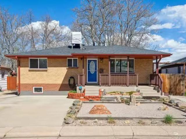 2060 S Lowell Blvd, Denver, CO 80219 MLS 7387116