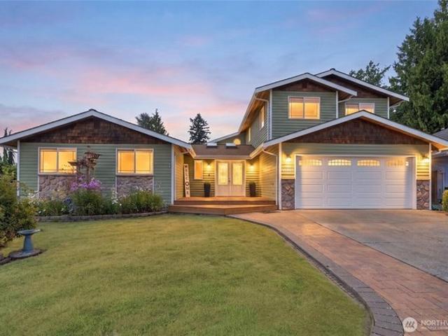20611 6th Pl W, Lynnwood, WA 98036