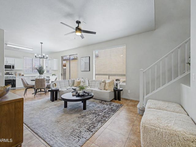 2061 N 29TH Place