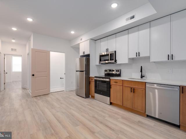 2061 N 8th St, Unit C, Philadelphia, PA 19122 | MLS #PAPH2614