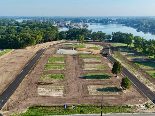 2061 Deepwater Lot 14 Loop
