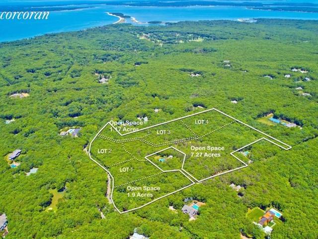 2061 Deerfield Rd, Southampton, NY 11976