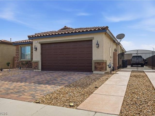 2061 Hunt Woods Ct, Laughlin, NV 89029