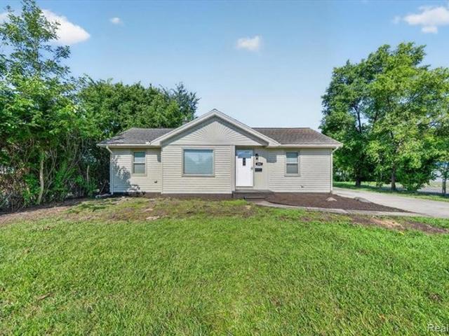 2061 Inkster Rd, Garden City, MI 48135