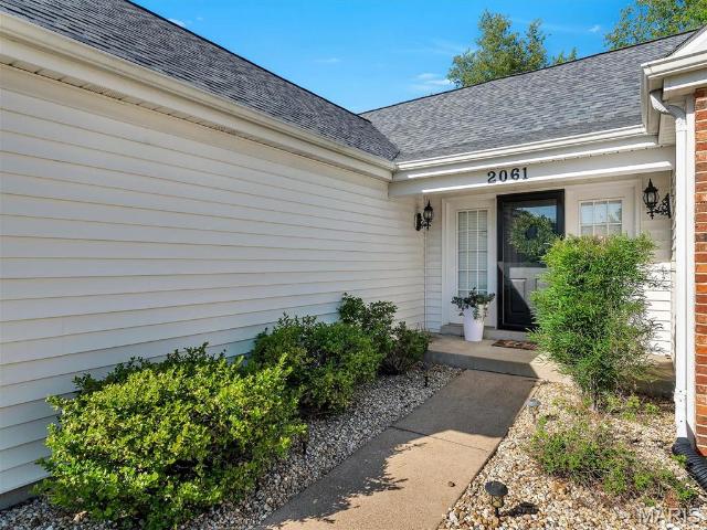 2061 Lost Meadow Dr, St. Charles, MO 63303 | MLS #26024 | Compass