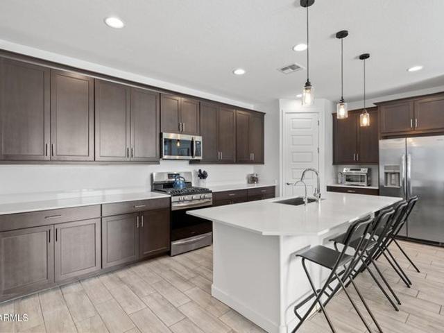 2061 W Lonesome Trl, Phoenix, AZ 85085