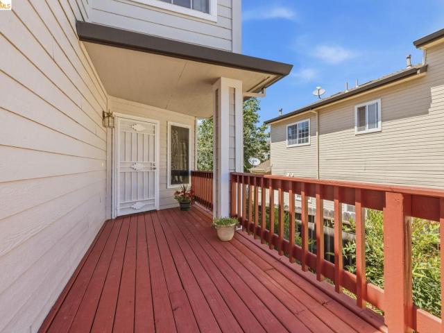 20620 Wayne CT