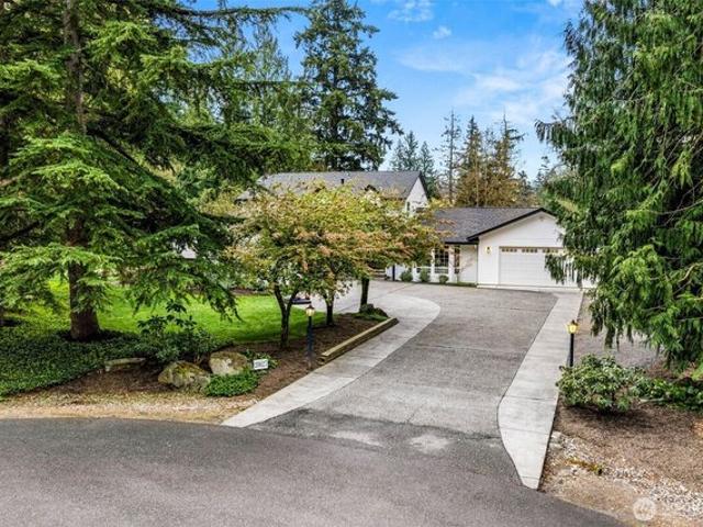 20627 NE 66th Pl, Redmond, WA 98053