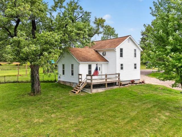 20626 Waldo Rd, Chelsea, MI 48118