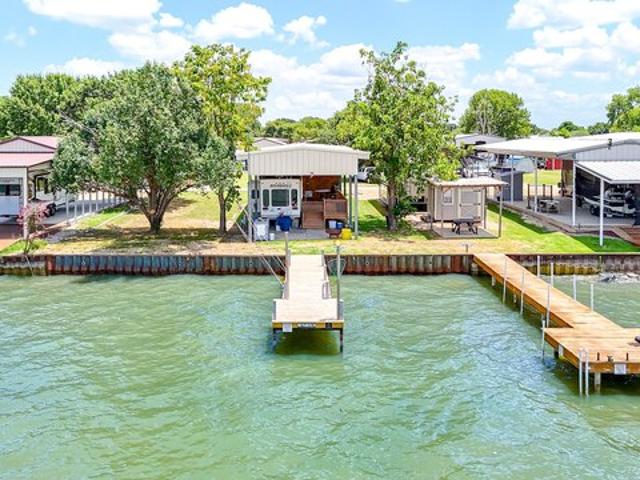 2062 Pelican Isle Dr, Kerens, TX 75144