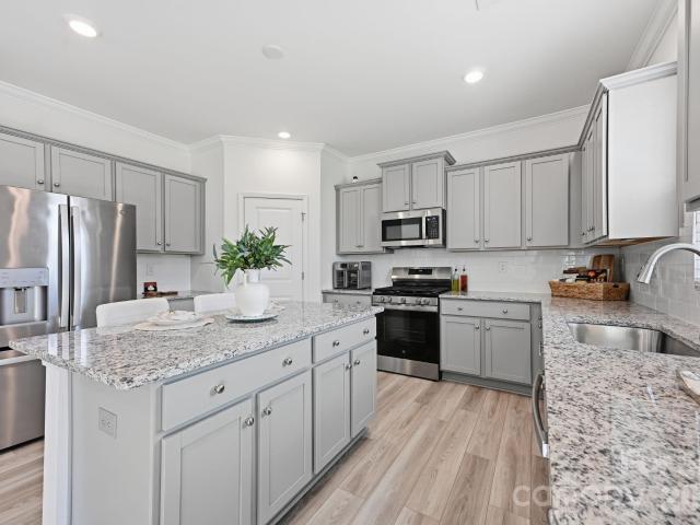 2062 Van Buren Road