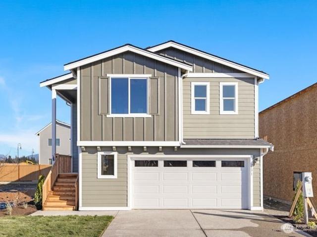 2062 169th St NE, Marysville, WA 98271