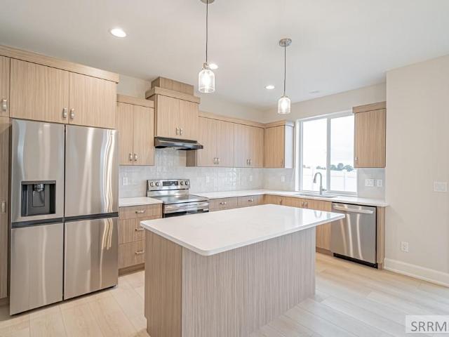 2062 47th St, Ammon, ID 83401 | MLS #2185 | Compass
