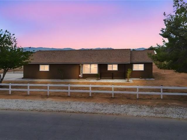 20631 Zuni Rd, Apple Valley, CA 92307