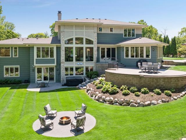 2063 Austrian Pine Lane