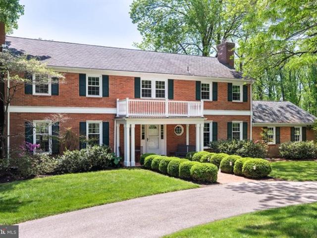 2063 Fox Creek Rd, Berwyn, PA 19312