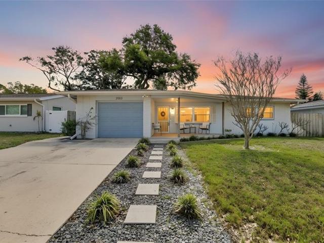 2063 Pine Ridge Dr, Clearwater, FL 33763