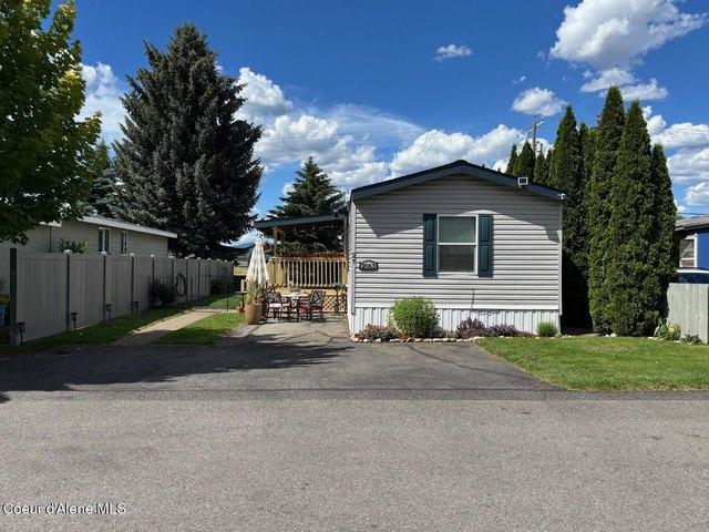 2063 W Gueneveres Way, Post Falls, ID 83854