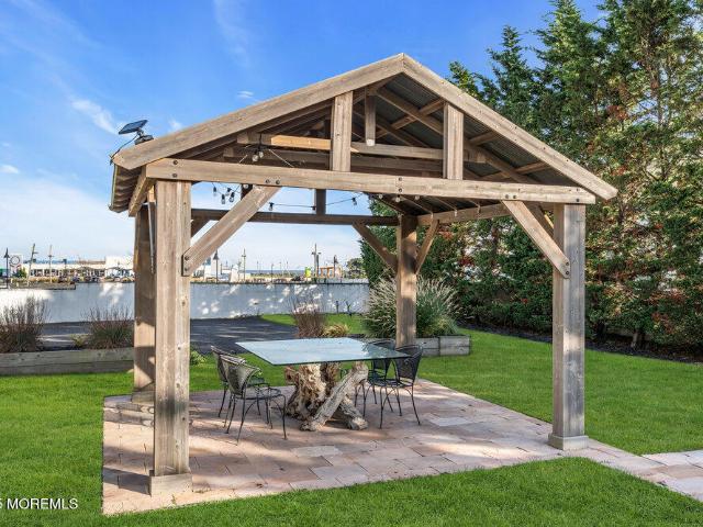 206 3rd Avenue Unit 1