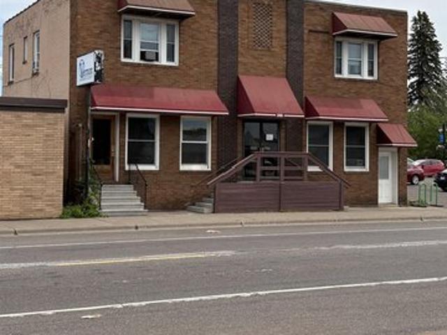206 3rd St, Carlton, MN 55718