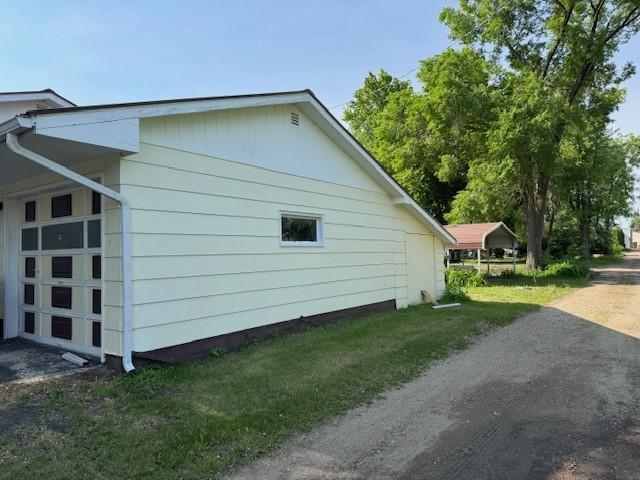 206 3rd Street E