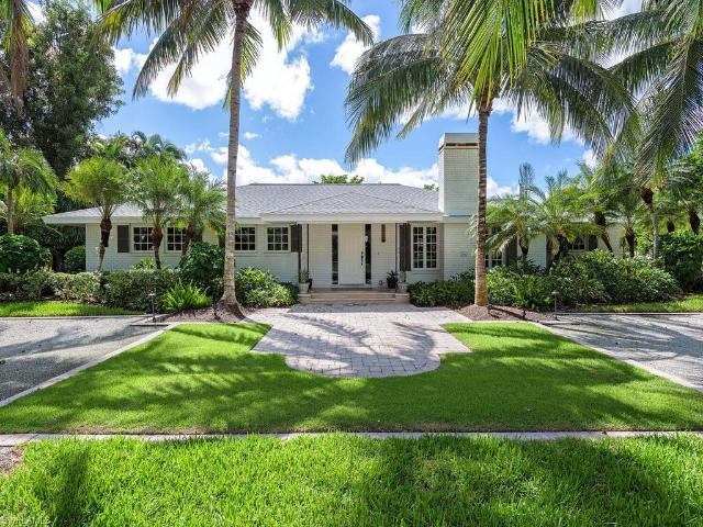 206 1st Ave N, Naples, FL 34102 | MLS #225075