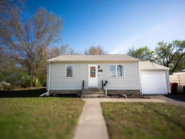 206 6th Ave N, Humboldt, IA 50548