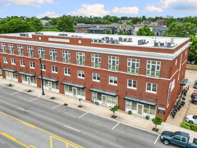 206 8th Street 112