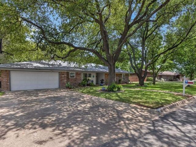 206 Corder Ln, Burnet, TX 78611