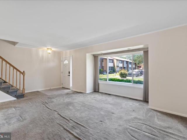 206 Canterbury Court