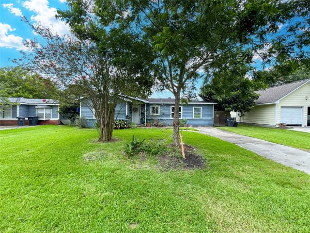 206 Cedar Drive