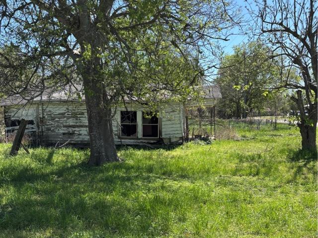 206 Cedar N