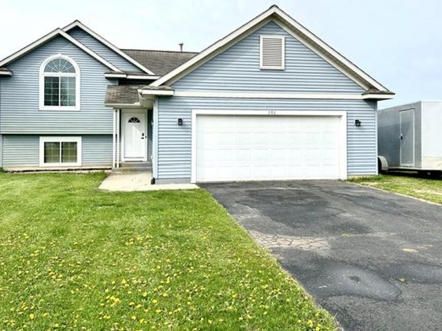 206 Charyridge Dr, Kent City, MI 49330