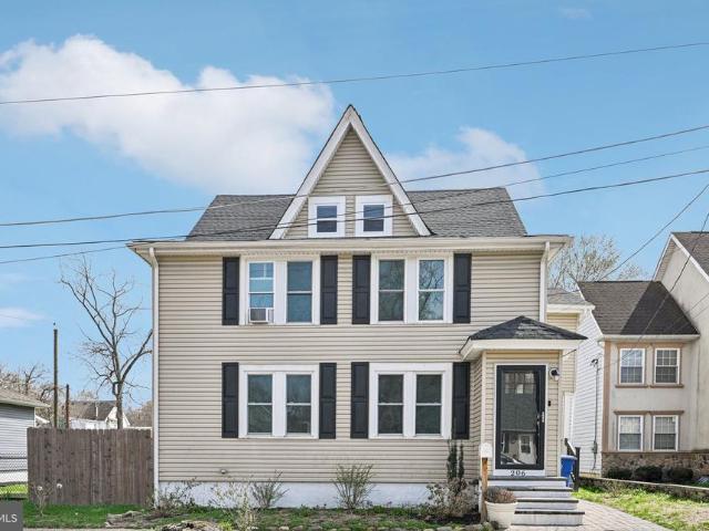 206 Chestnut Street