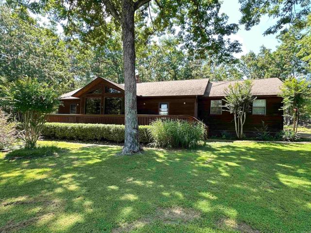206 Cherokee Circle