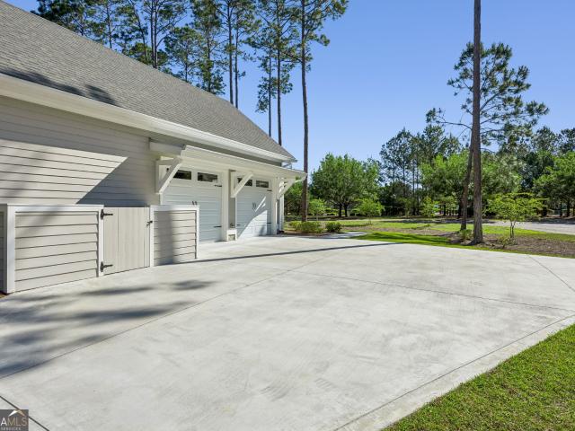 206 Clubhouse Circle