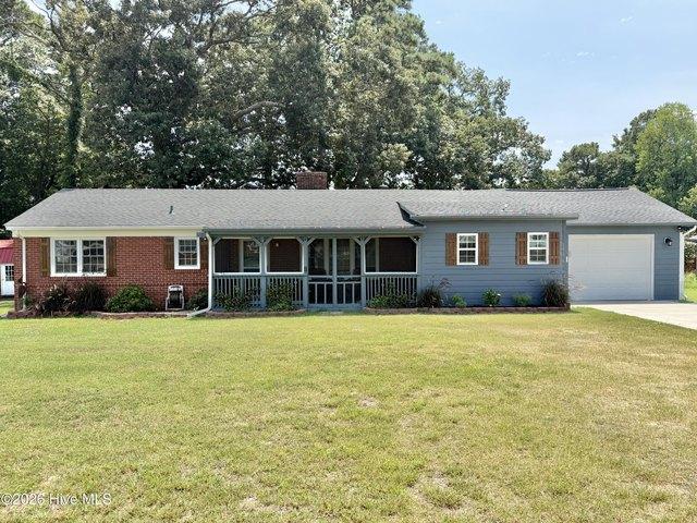 206 Crestwood Dr, Snow Hill, NC 28580