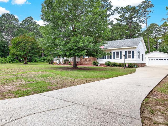 206 Crestwood Drive