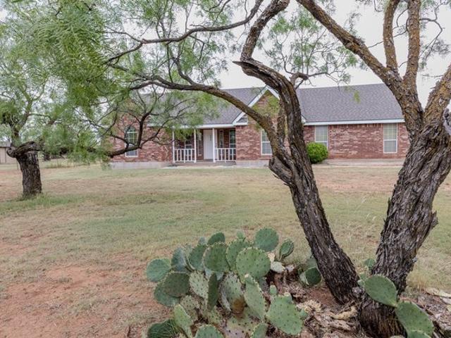 206 Crooked Creek Rd, Abilene, TX 79602