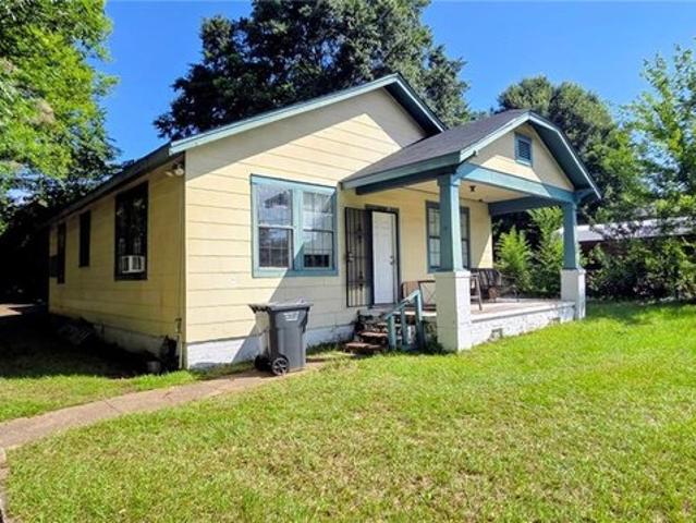 206 A & B Gautier St, Tuskegee, AL 36083
