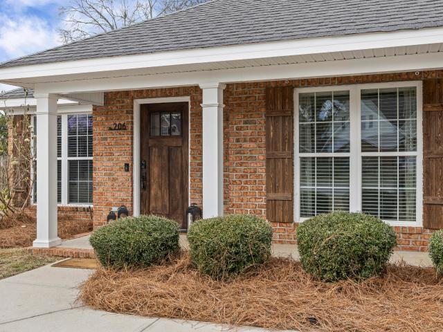 206 Ansley Way