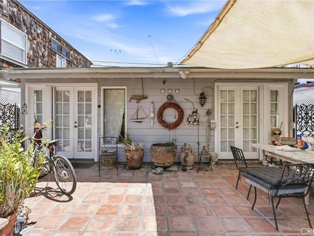 206 Agate Ave, Newport Beach, CA 92662