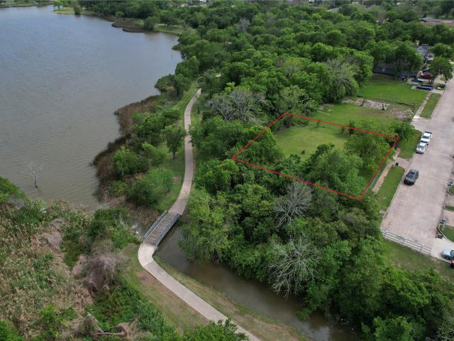 206 Avenue L, Baytown, TX 77520 | MLS #58512