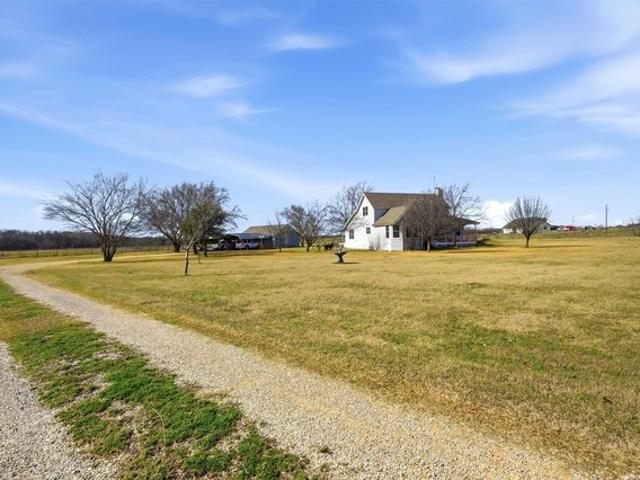 206 Bounds Ranch Rd, Gunter, TX 75058