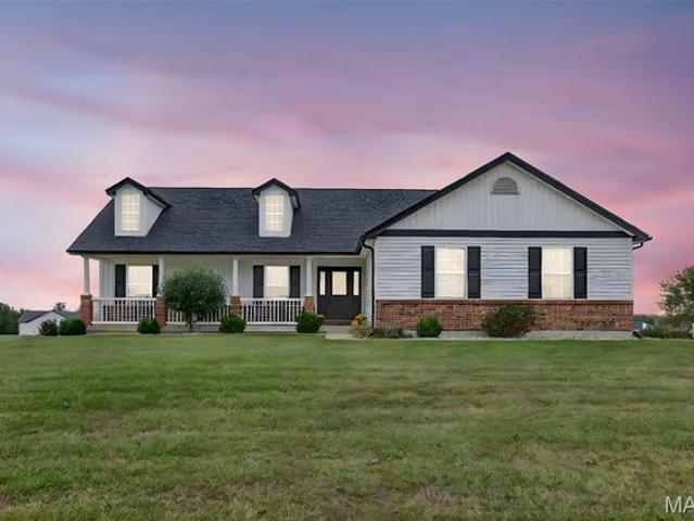 206 Bo Ct, Troy, MO 63379