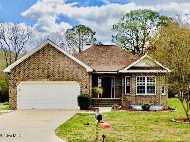206 Bayswater Ct, New Bern, NC 28562