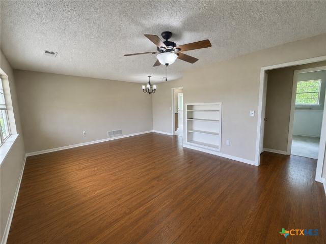 206 Barton Lane