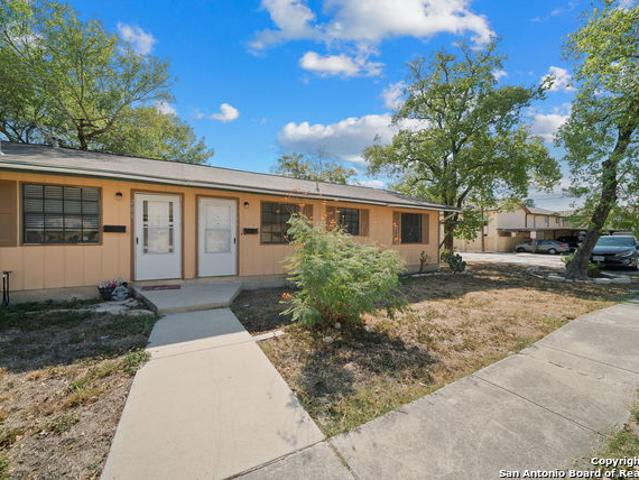 206 Bexar Dr